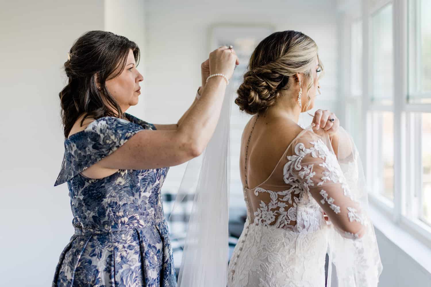 Intimate Wedding at The Wool Factory - Kara Leigh Creative