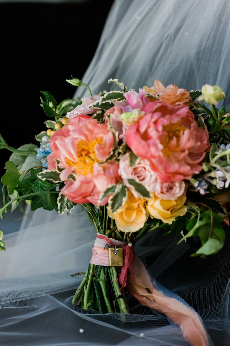 A Summer Charlottesville Vineyard Wedding - Kara Leigh Creative