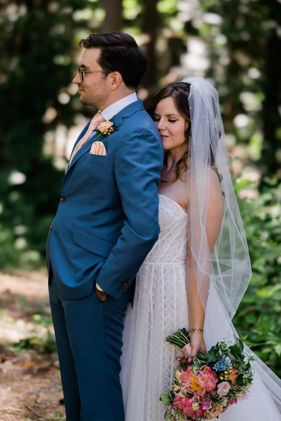 A Summer Charlottesville Vineyard Wedding - Kara Leigh Creative