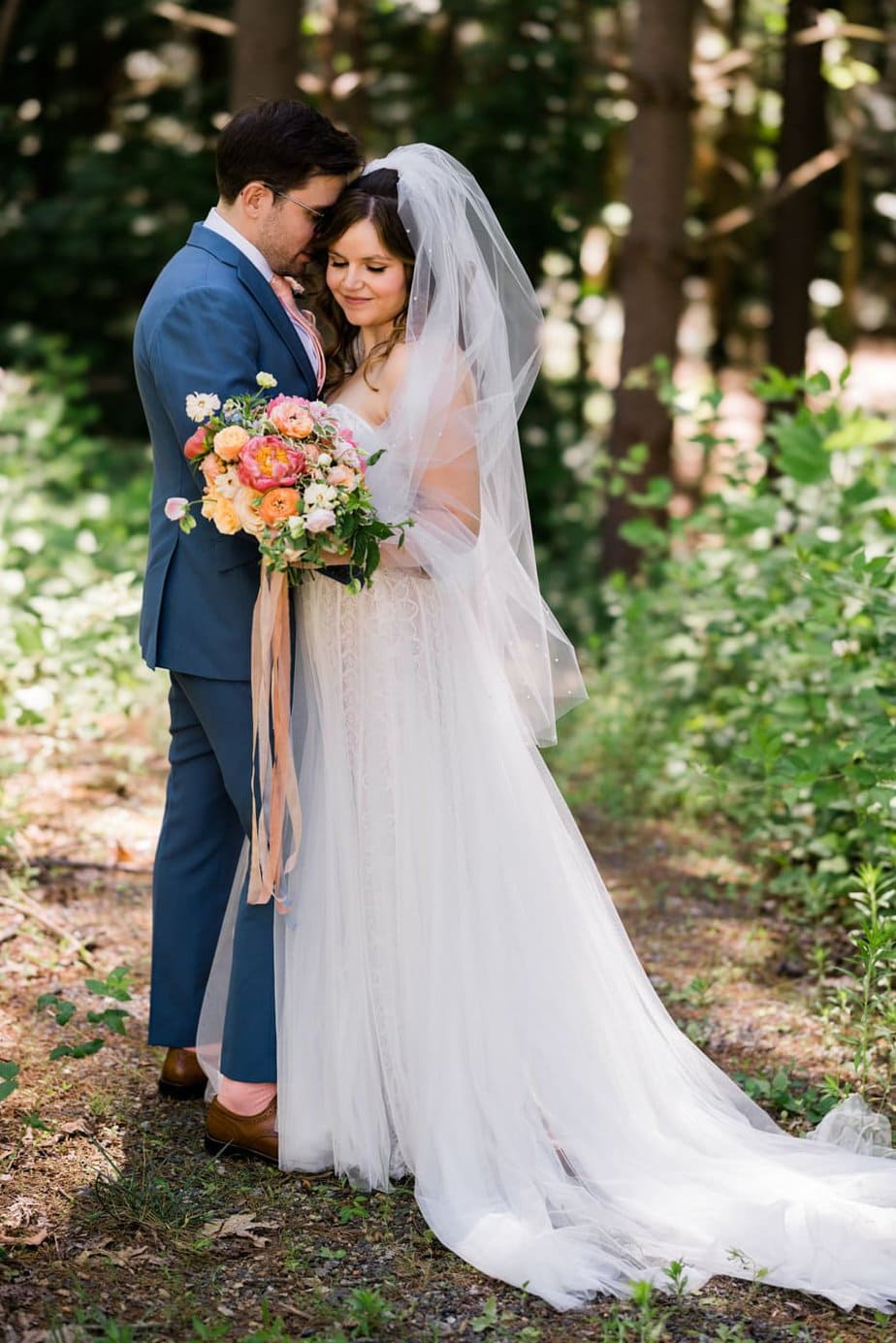 A Summer Charlottesville Vineyard Wedding - Kara Leigh Creative
